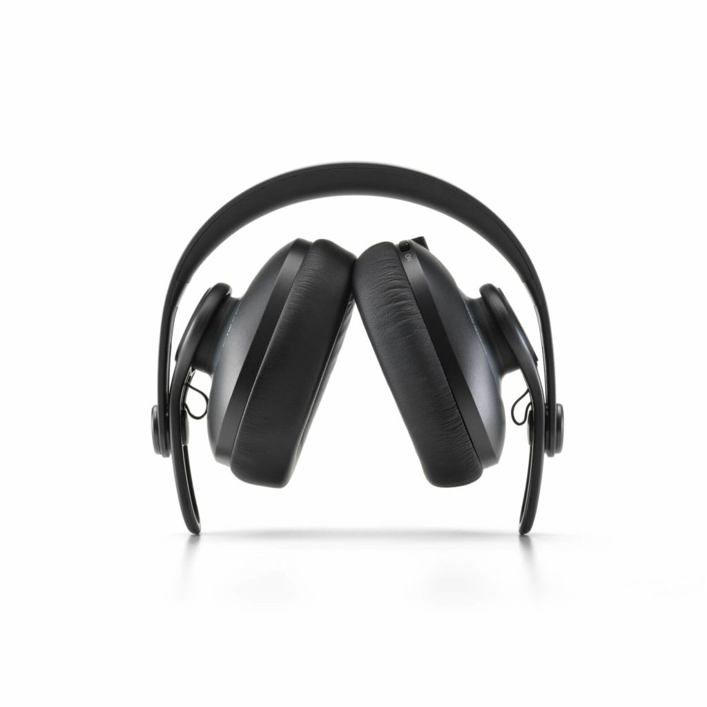 AKG kündigt neue professionelle Studio-Kopfhörer K361-BT und K371-BT mit Bluetooth an ...