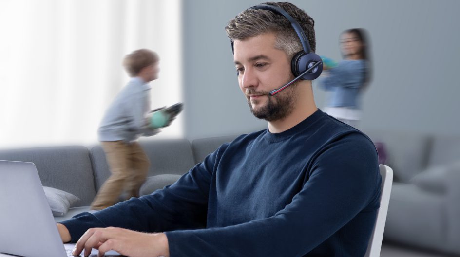AnkerWork PowerConf H700: Bluetooth Konferenz-Headset mit ANC